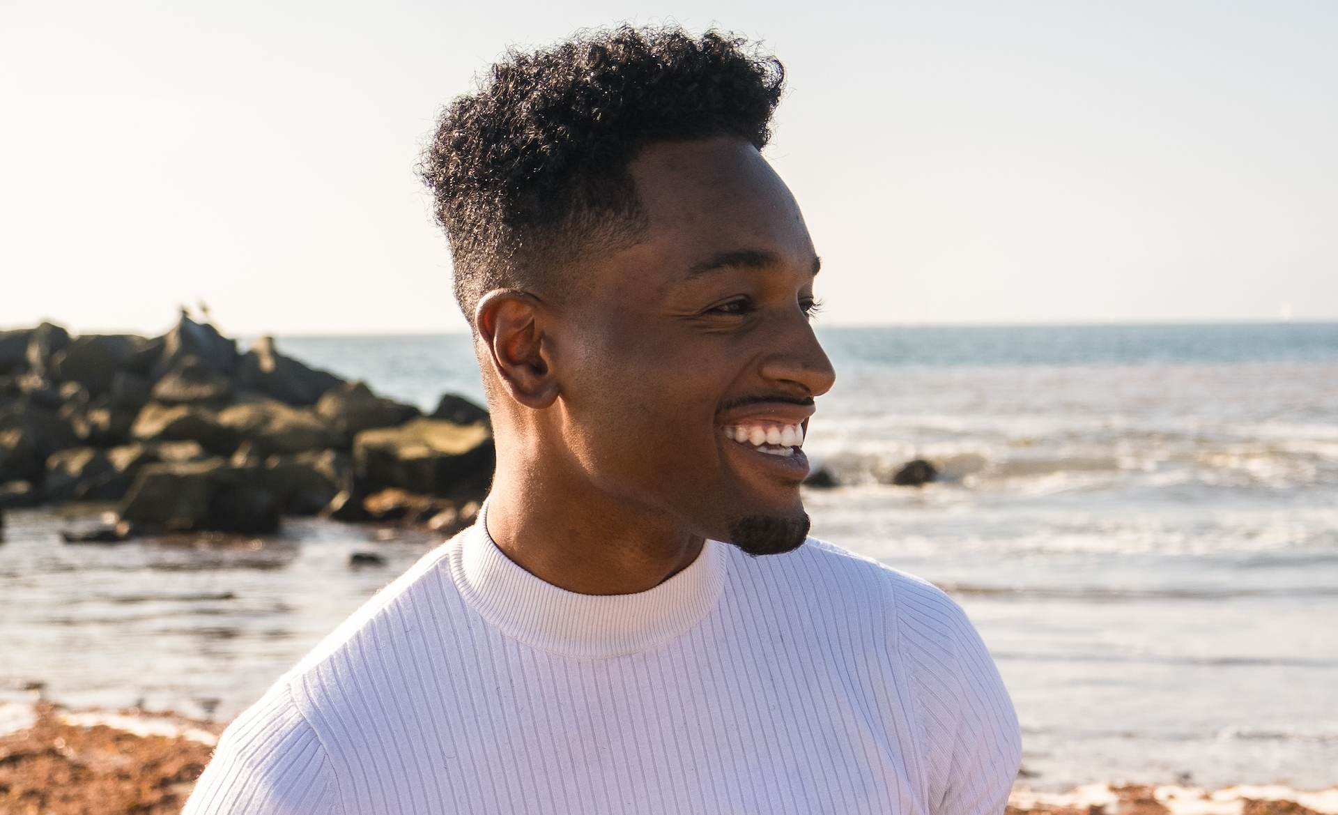 Can I Wear Contact Lenses? – Daysoft-EU